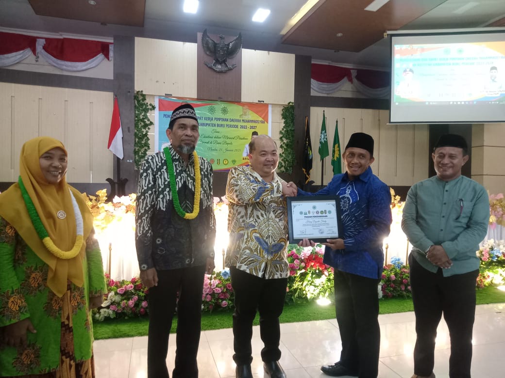 Pelaksanaan Pengukuhan dan Raker Tahunan Muhammadiyah Kab. Buru, ini ...